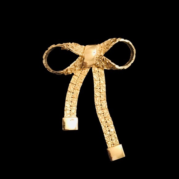 unknown | Jewelry | Vintage Gold Ribbon Brooch Pin | Poshmark